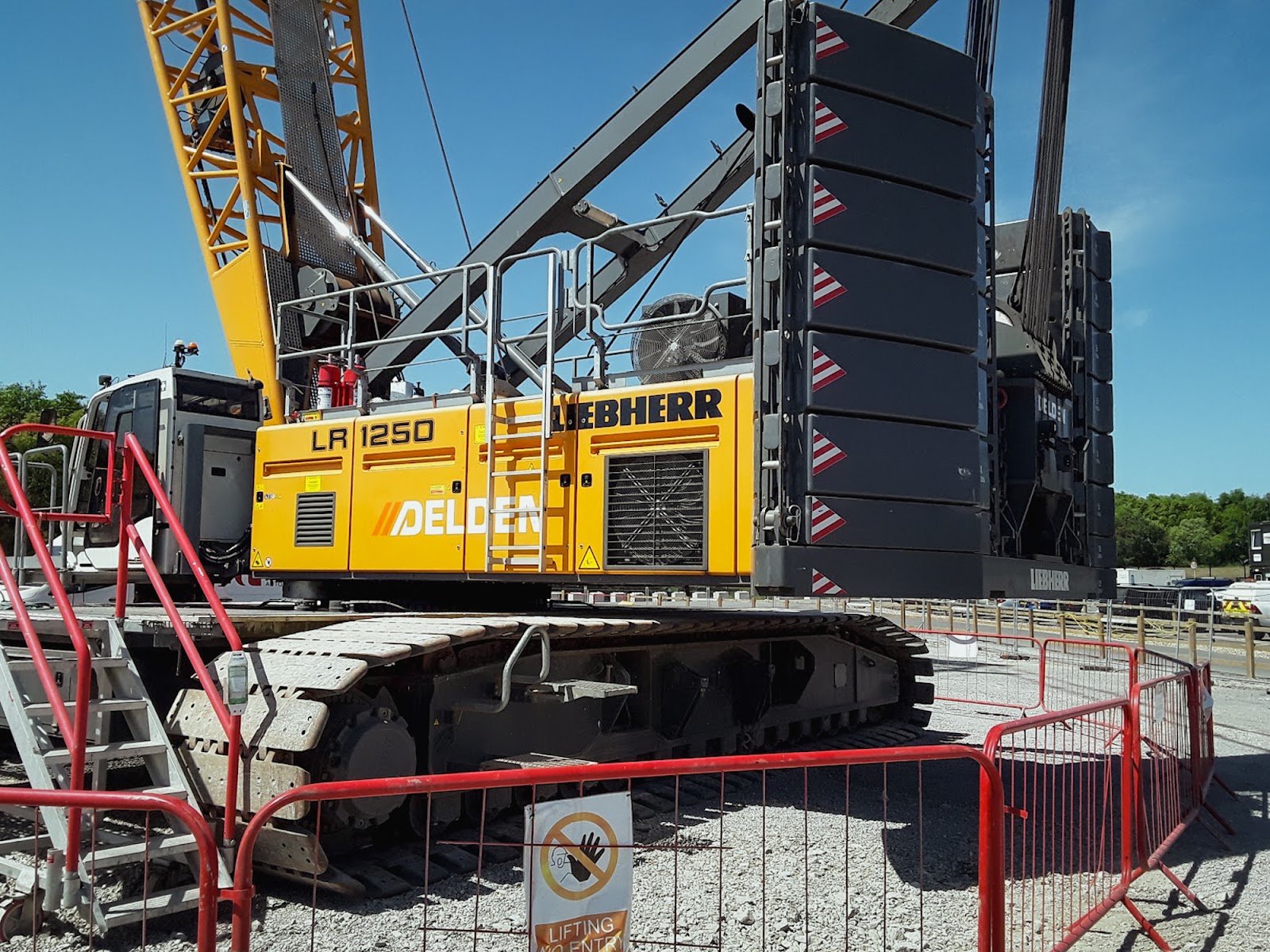 Liebherr LR1250